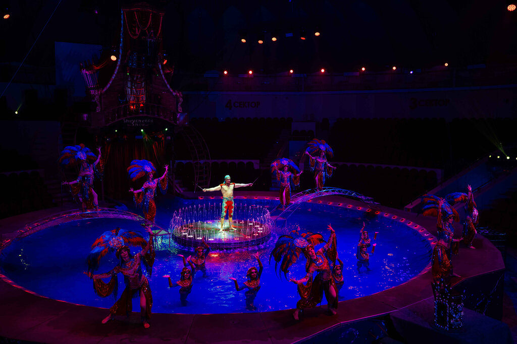 Sirkler Цирк на воде, Smolensk, foto