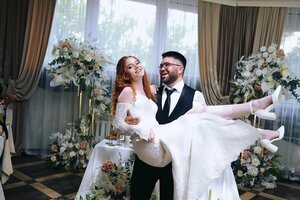 Zamok (ulitsa Deyneki No:23А, mikrorayon Kurskogo Zavoda Traktornykh Zapchastey, Kursk), restoran  Kursk'tan