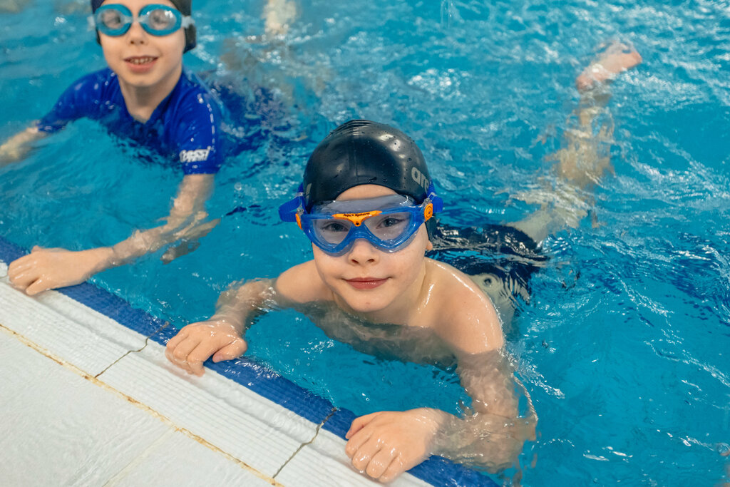 Yüzme okulu H2O, Minsk, foto
