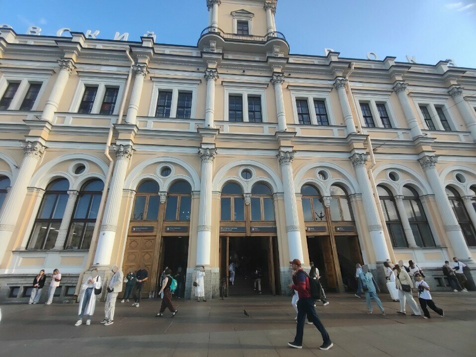 Şarj için prizler Charging sockets, Saint‑Petersburg, foto