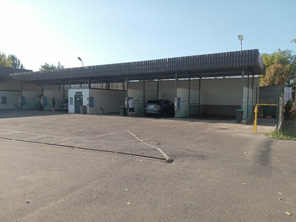 Oto yıkama AquaBox Self-Service Car Wash, Almatı, foto