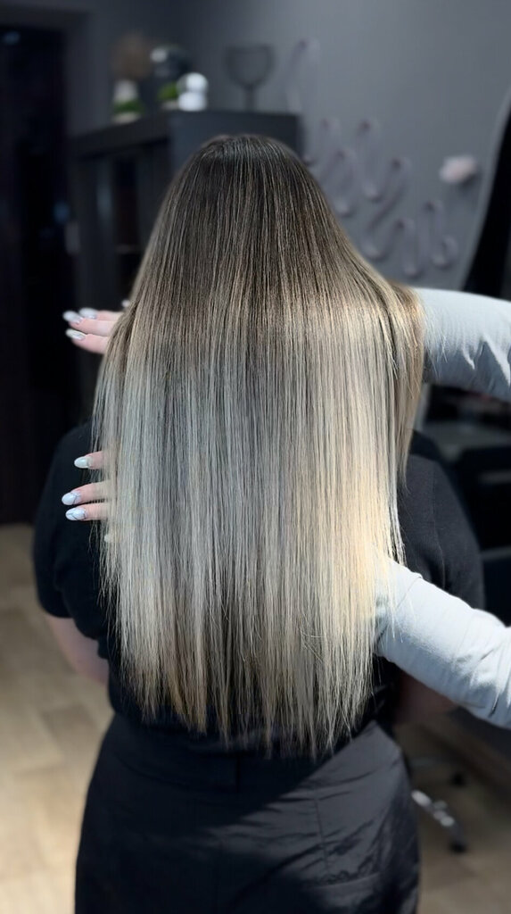 Kuaförler Grosu keratin, Krasnoyarsk, foto