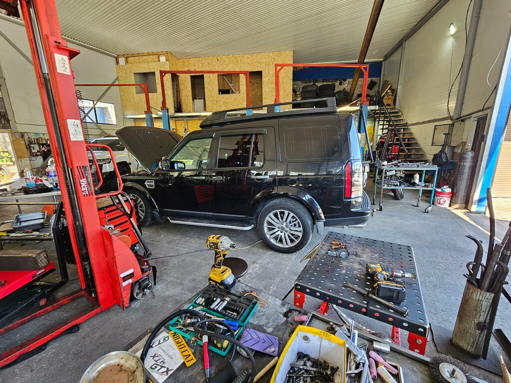 Otomobil servisi РемТехСервис, Soçi, foto