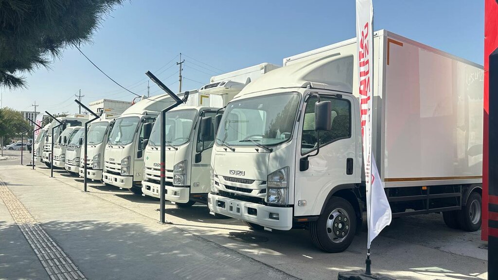 Otomobil satış galerileri Isuzu Bukhara, Buhara, foto