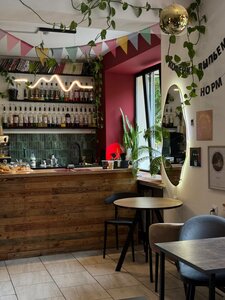 Зефир (Leningradskaya ulitsa No:30), kahve dükkanları  Leninogorsk'tan