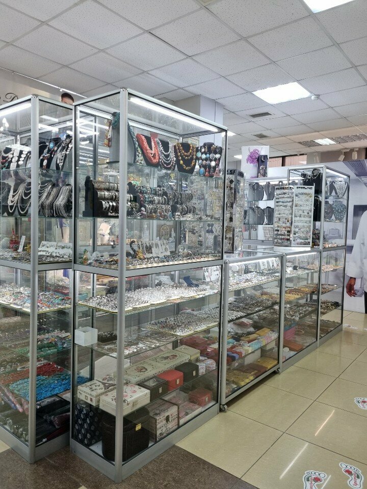 Bijuteriler Moda Gamma, Almatı, foto