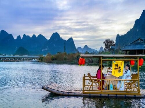 ГОСТИНИЦА YANGSHUO SANQIANLI NARADA RESORT HOTEL, Гуанси, Китай ...