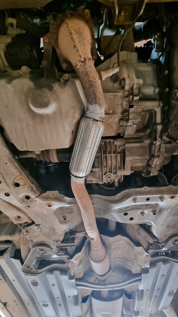 Egzoz sistemi tamiri Welding a car, Nijni Novgorod, foto