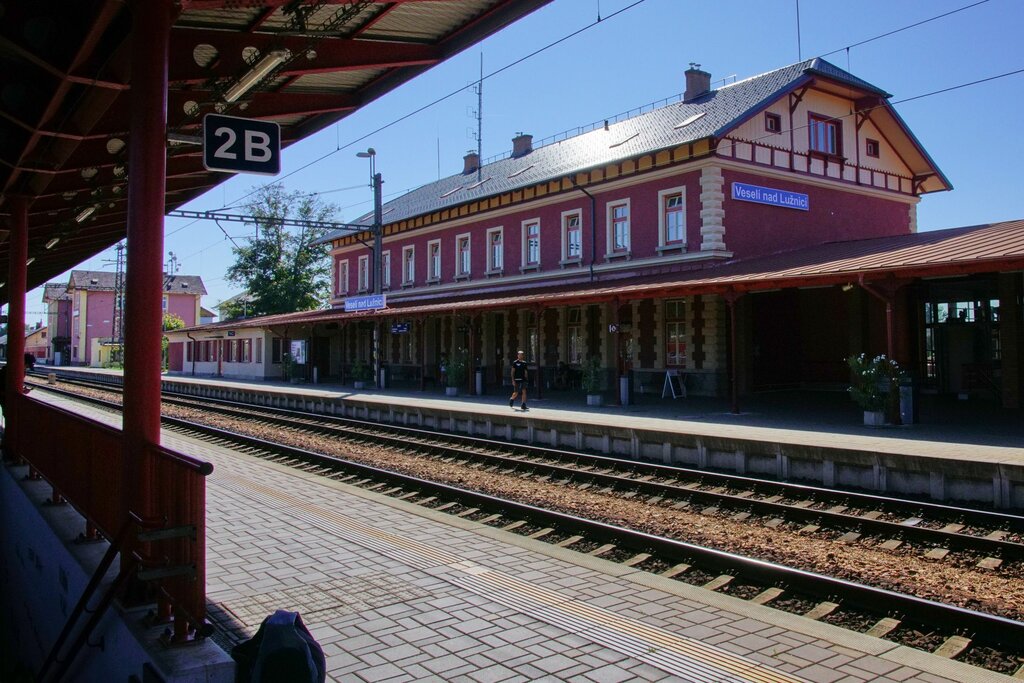 Tren istasyonu Veselí nad Lužnicí, Güney Bohemya Bölgesi, foto