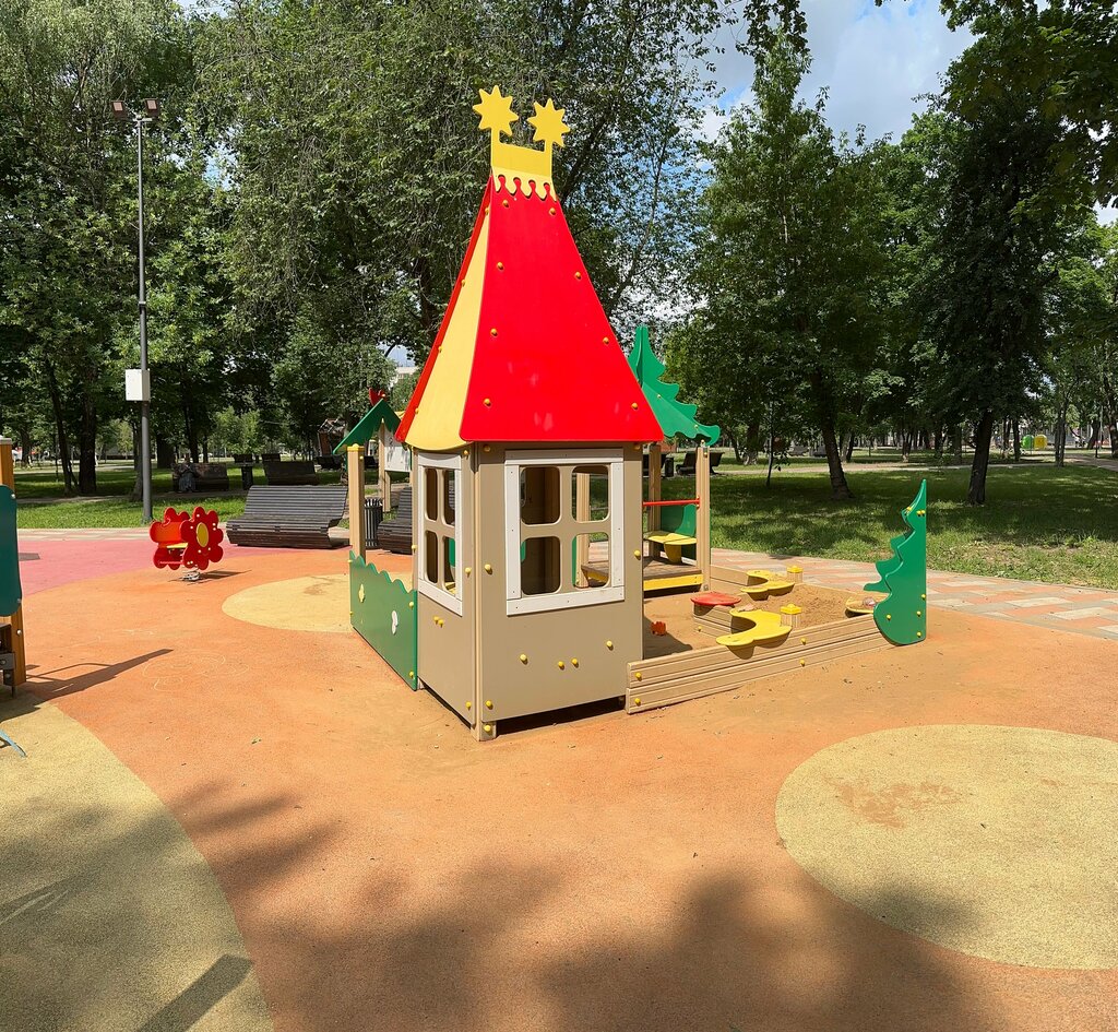 Oyun alanı Sports activity location, Moskova, foto