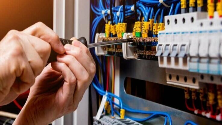 Elektrik servisi Arz elektirik, İstanbul, foto