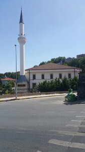 Ahmet Hamdi Akseki Cami (İstanbul, Beykoz, Çubuklu Mah., Boğaziçi Cad., 28), cami  İstanbul'dan