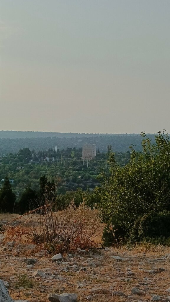 Turistik yerler Helenistik Anıt Mezar, Silifke, foto