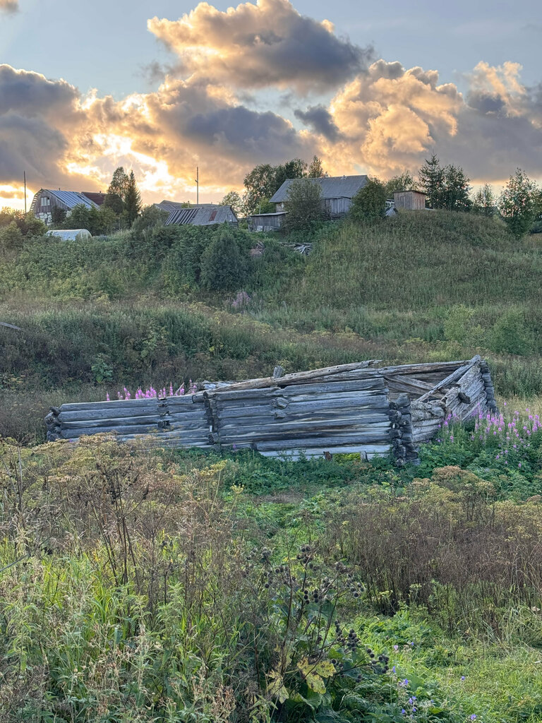 Turistik yerler Руины старой солеварни, Arhangelskaya oblastı, foto
