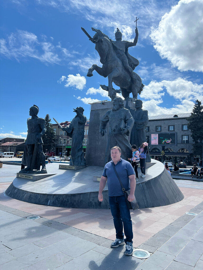 Meydan Vartanants Square, Gümrü, foto