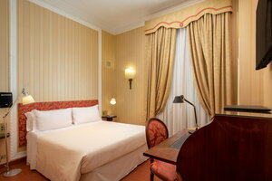 Hotel Canada, Bw Premier Collection (Via Vicenza No:58), otel  Roma'dan