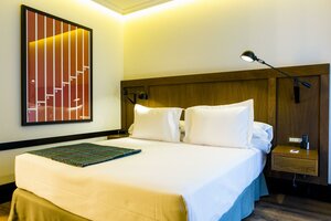 Only You Hotel Atocha (Paseo Infanta Isabel No:13, Municipios Madrid, Madrid), otel  Madrid'den