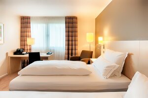 Novum Select Hotel Mainz (Haifa-Allee No:8, Mainz), otel  Mainz'den
