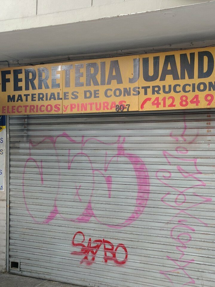 Ev temizlik ürünleri Ferretería Juande, Medellin, foto