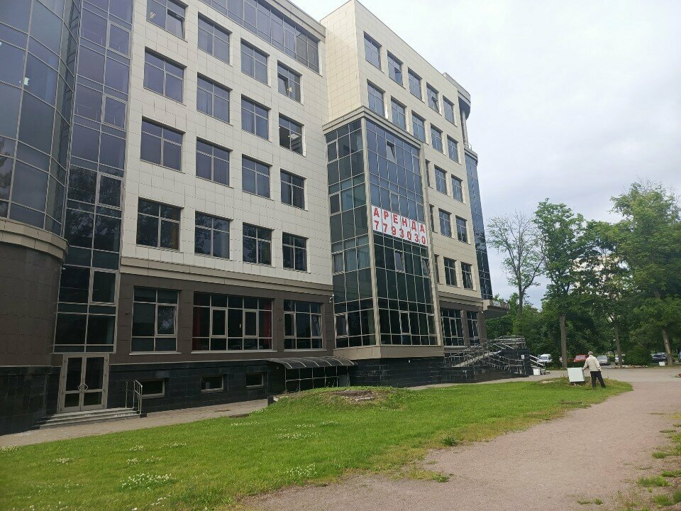 Emlak ofisi Свои люди, Saint‑Petersburg, foto