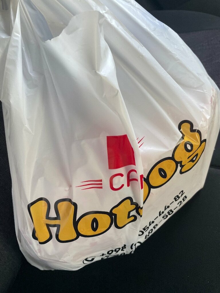 Kafe Canada hot-dog, Taşkent, foto