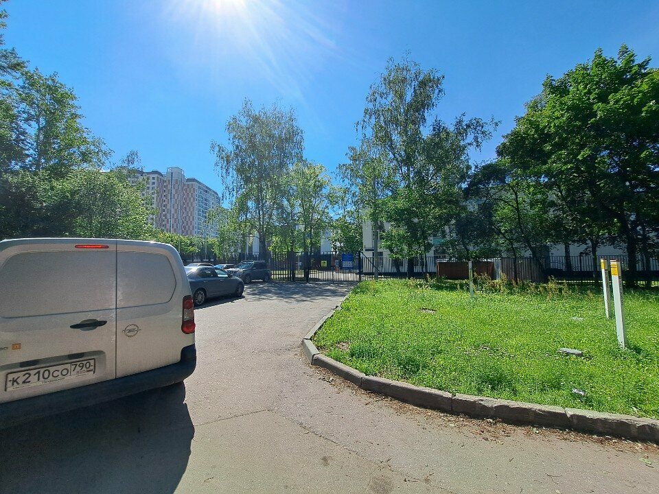 Ortaokul Школа № 1002, школьный корпус № 4, Moskova, foto