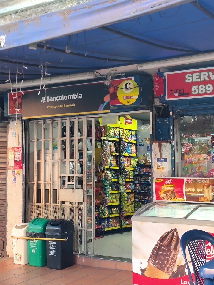 ATM'ler Bancolombia Correspondent, Medellin, foto