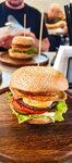 Супер Бургер (Tsvillinga Street No:15), fast food  Çeliabinsk'ten