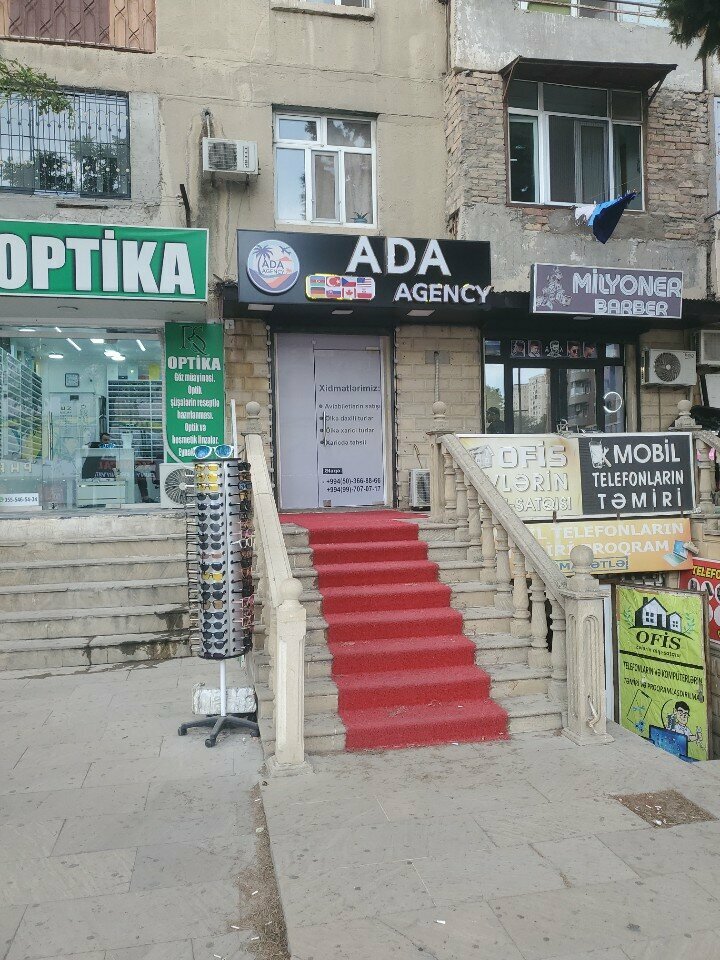 Kozmetik ve parfümeri mağazaları Luxmell Parfume, Bakü, foto