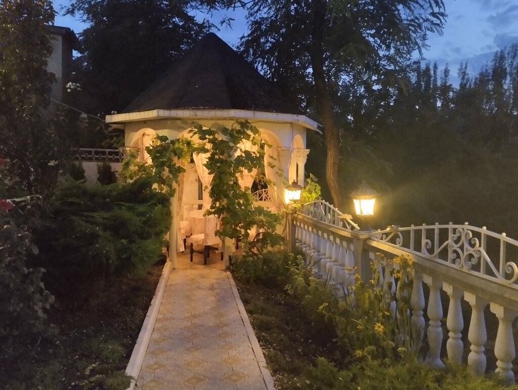 Otel Частный Дом на Ермолова 24, Kislovodsk, foto