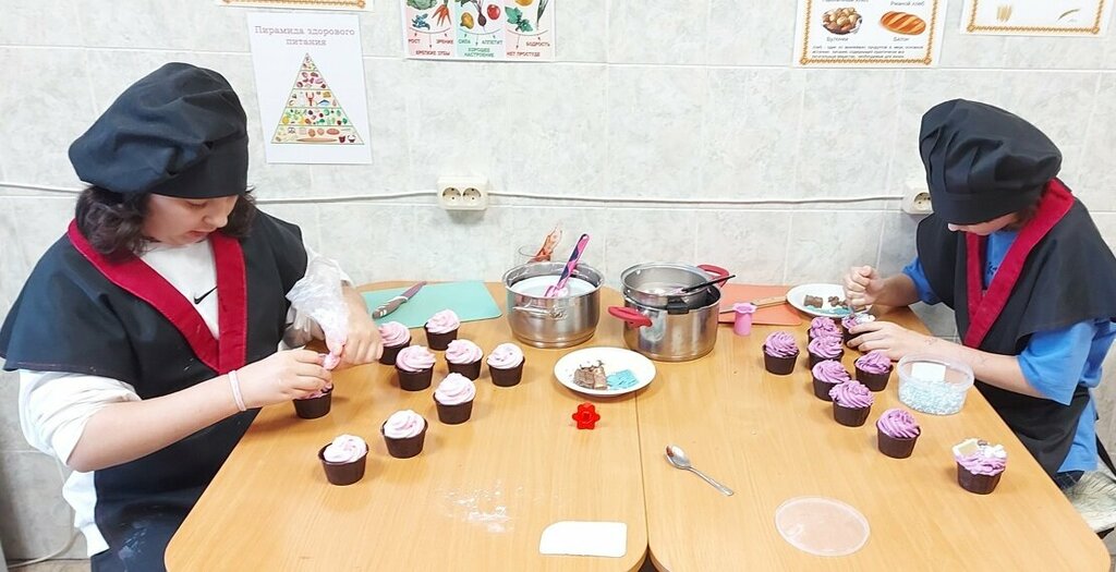 Meslek kursları Академия Сладкой Магии, Moskova, foto