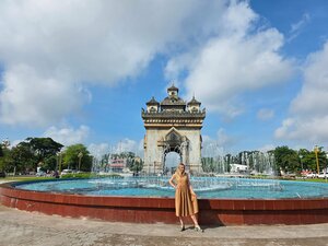 Смотровая площадка Патусай (Vientiane, Patuxay Park), seyir terası  Vientiane'den