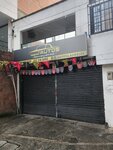 Auto SPA Laureles (Antioquia, Municipio de Medellín, Barrio de Lorena, Calle 43, 71-87), otomobil satış galerileri  Medellin'den