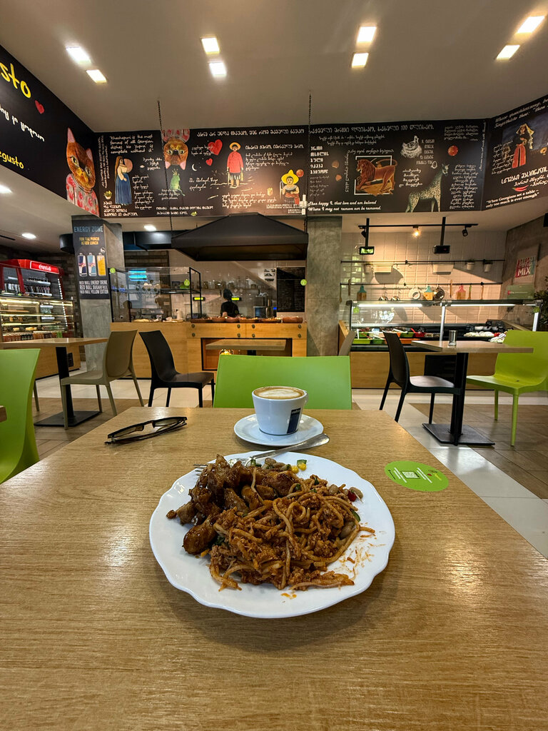 Kafe Degusto, Tiflis, foto