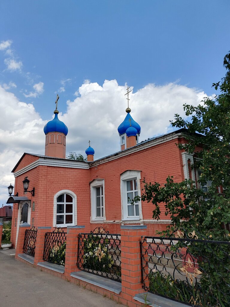 Ortodoks kiliseleri Khram SV. kn. Olgi, Kalininsk, foto