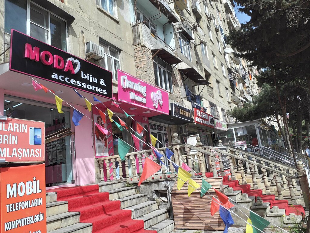 Berberler Barber, Bakü, foto