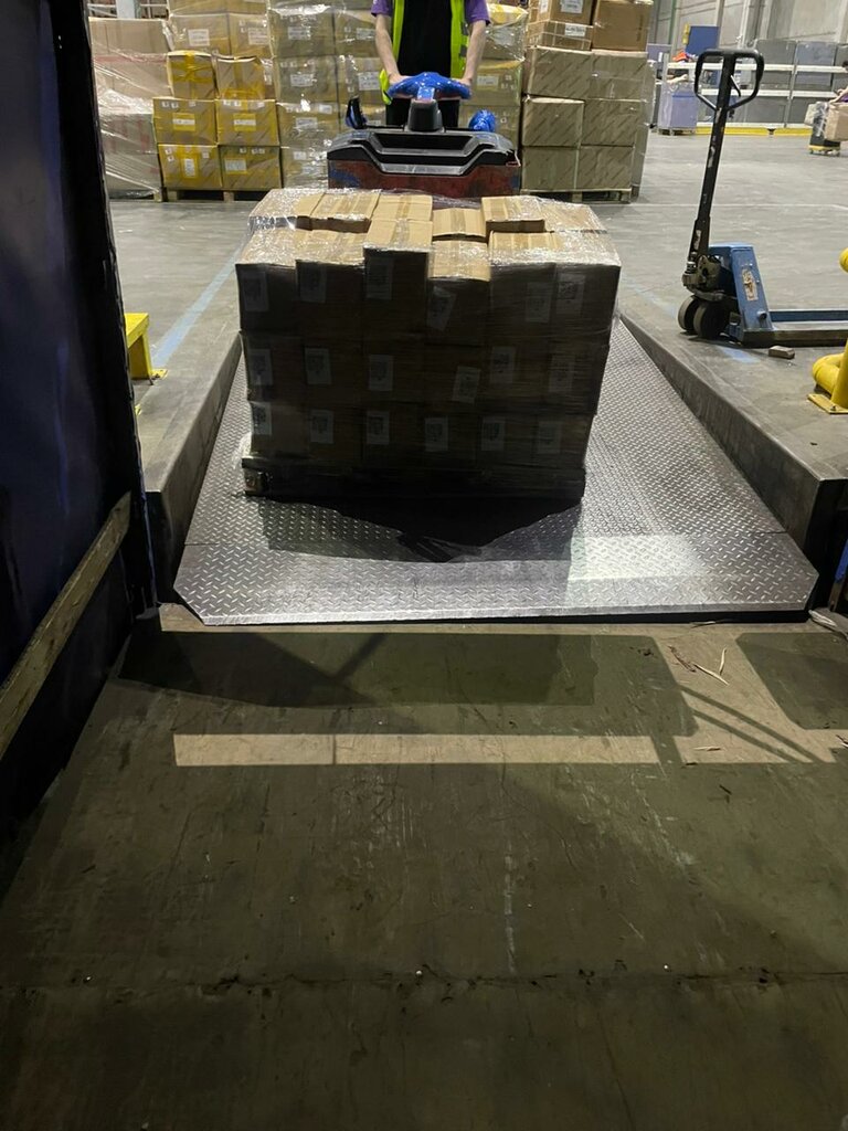 Müşteri memnuniyeti Full fulfillment, Moskova, foto