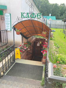 Монастырское кафе (Nikolskaya ulitsa No:16, selo Staraya Ladoga, Russian Federation), kafe