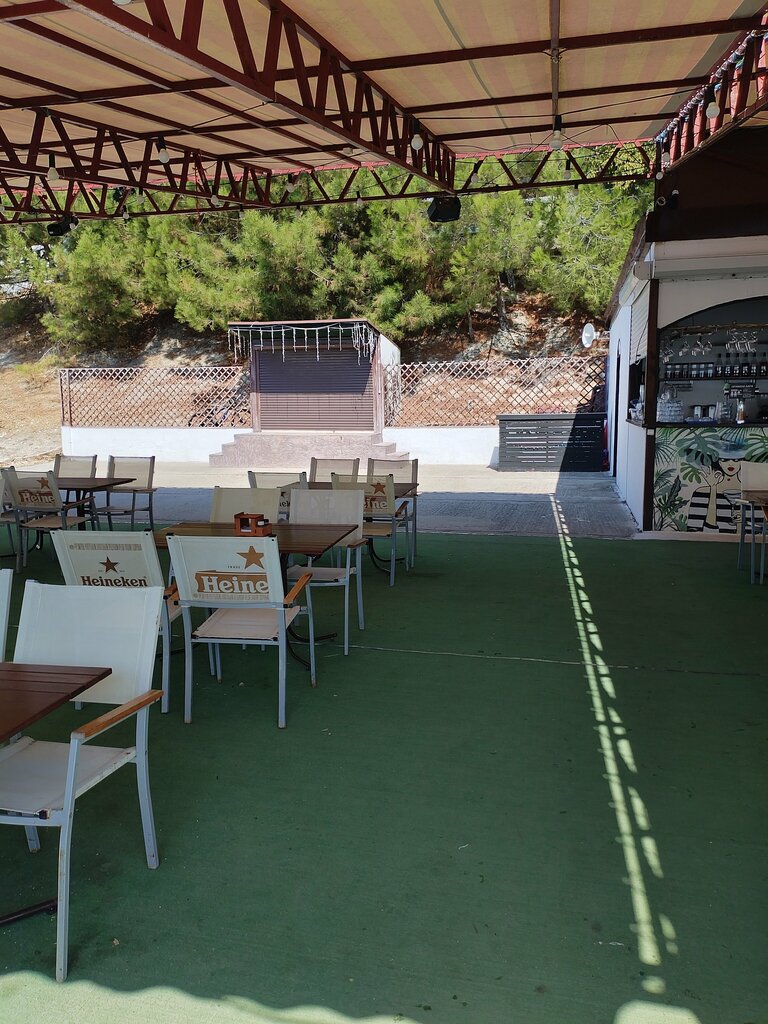 Kafe Солнечный Берег, Gelencik, foto