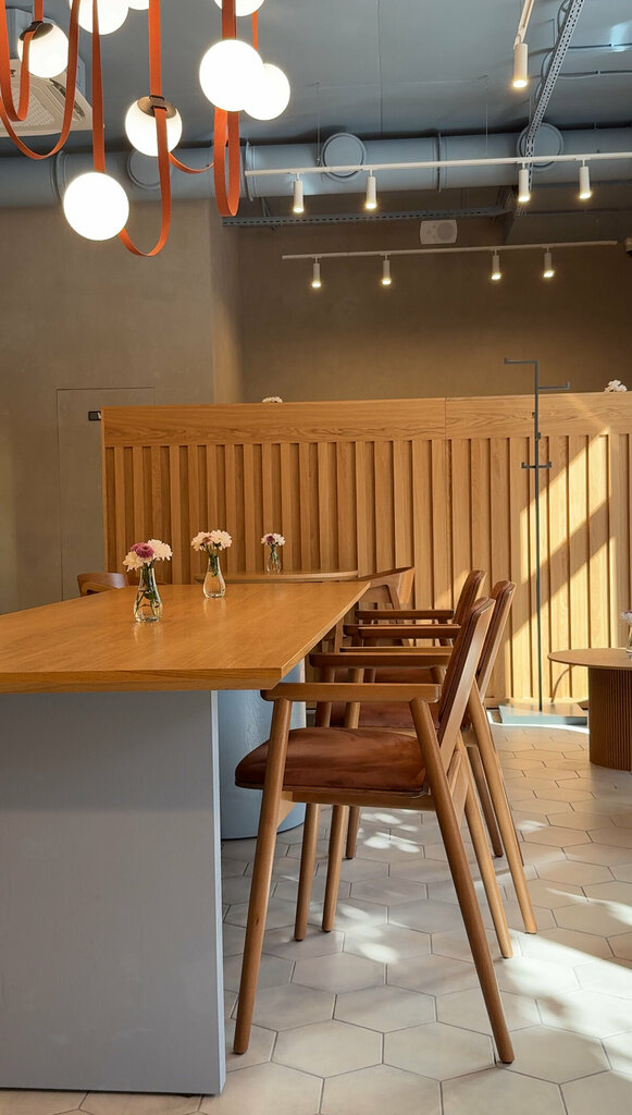 Pasta, şekerleme ve tatlı Tri oreshka, Rostov‑na‑Donu, foto