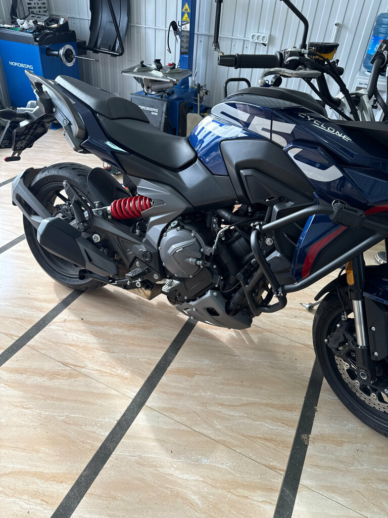 Motosiklet satışı Rolling Moto, Adıge Cumhuriyeti, foto