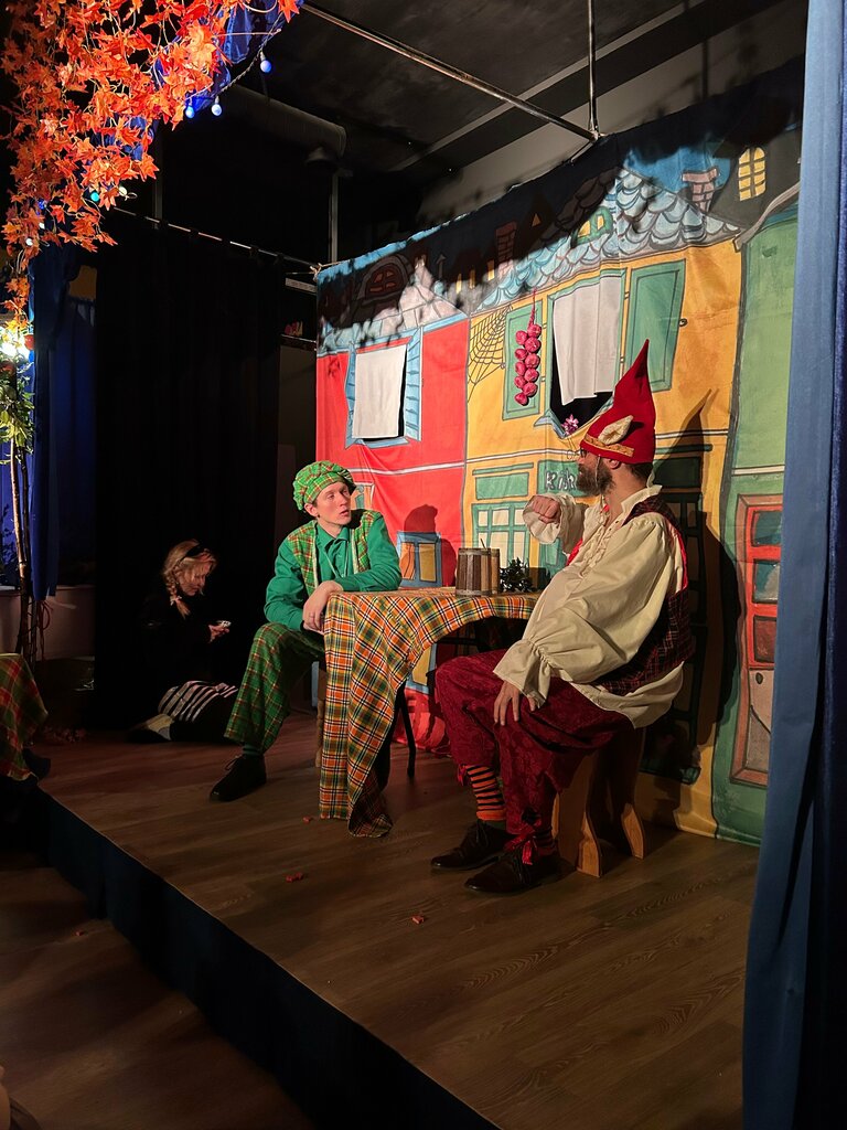 Tiyatrolar Чеширский кот, Saint‑Petersburg, foto