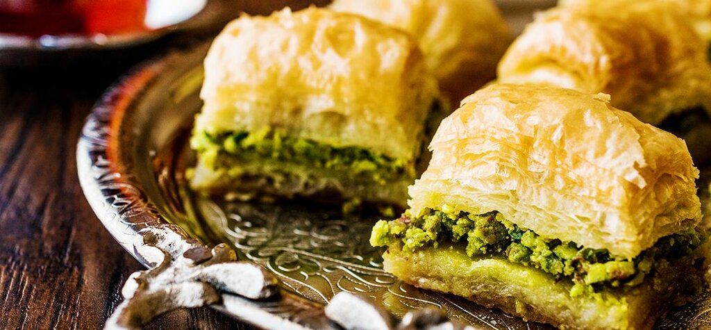 Pastacılık üretimi Urfalı Hacıbey Baklavaları, İstanbul, foto