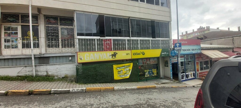 Şans oyunları 1371 Nolu Ganyan Bayi, İstanbul, foto