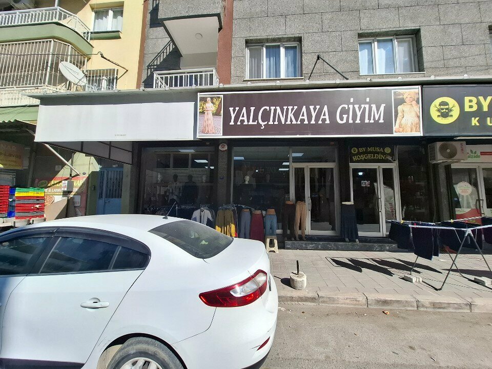 Giyim mağazası Yalçınkaya Giyim, İzmir, foto