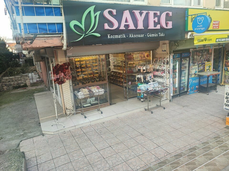 Kozmetik ve parfümeri mağazaları Sayeg, Bursa, foto