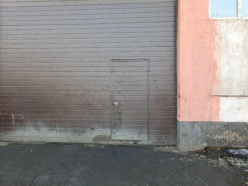 Kamyonların onarımı МассТрейд, Kemerovo, foto