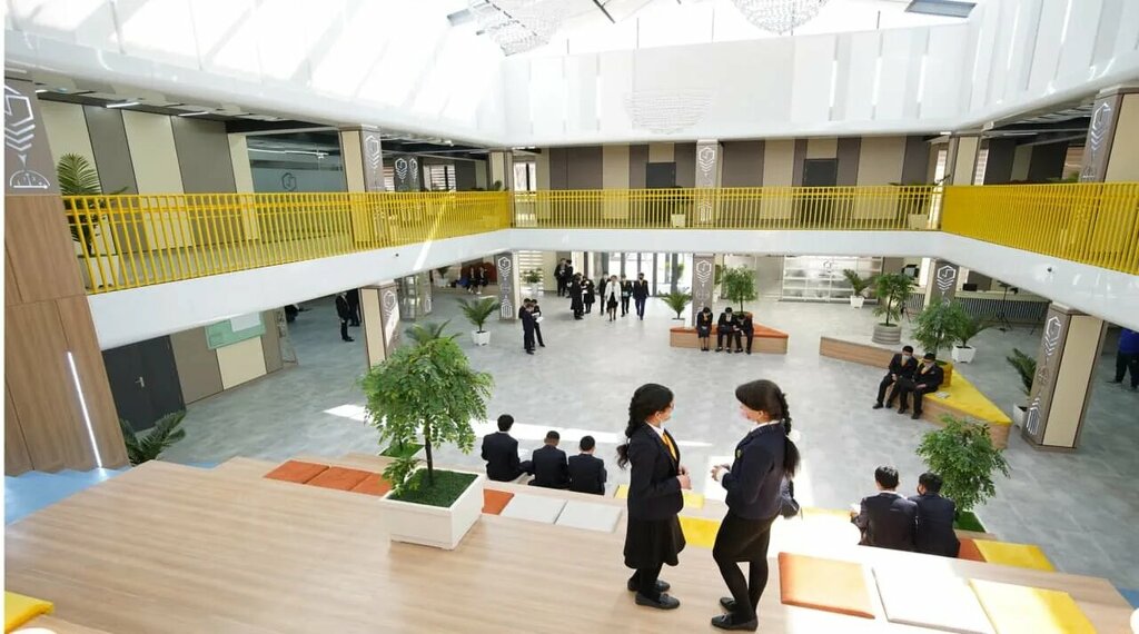 Yatılı okul Shovot District Specialized Boarding School, Harezm eyaleti, foto