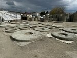 Бетонные кольца (Shosseynaya ulitsa No:21А, khutor Chemburka), foseptik çukurları  Krasnodarski krayından