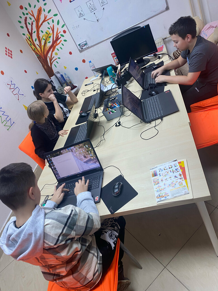Çocuk ve gençlik merkezleri Code, Moskova ve Moskovskaya oblastı, foto